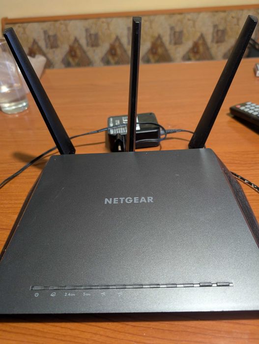 NETGEAR Nighthawk R7000 router WiFi Ac1900 Smart Wifi Caransebes • OLX.ro