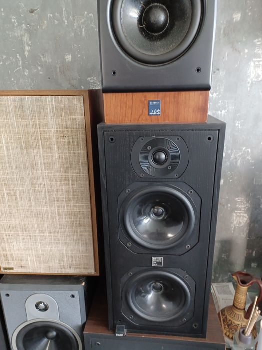 Boxe Bowers Wilkins, Marantz Haieu • OLX.ro