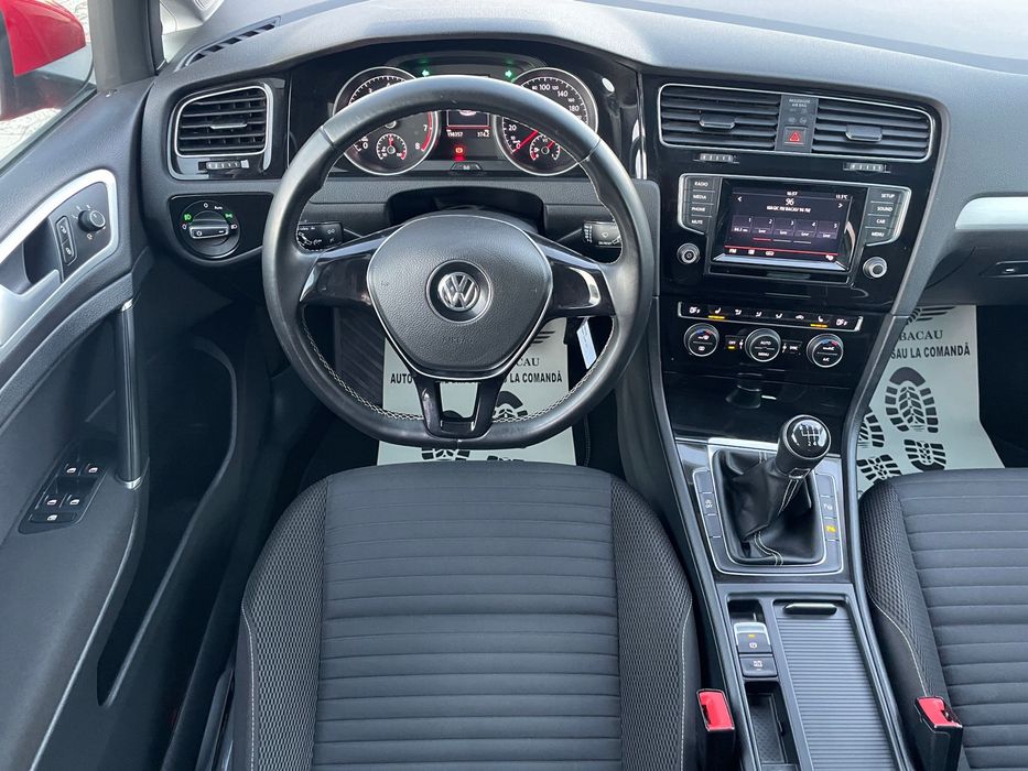 VW Golf VII Benzina,CUP-Rate cu Avans 0! Bacau • OLX.ro