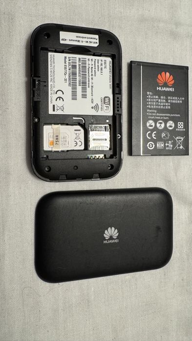 Router mobil Huawei cu SIM 4G . Bateria tine f bine Gilau • OLX.ro