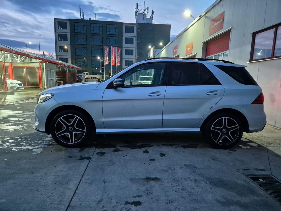 Mercedes GLE 250 Diesel 4Matic AMG 2018 Airmatic Bacau • OLX.ro