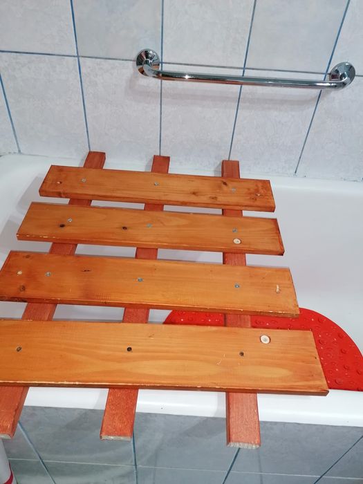 Execut gratare de lemn,suport pt cada,antialunecare,rezista 90 kg ...
