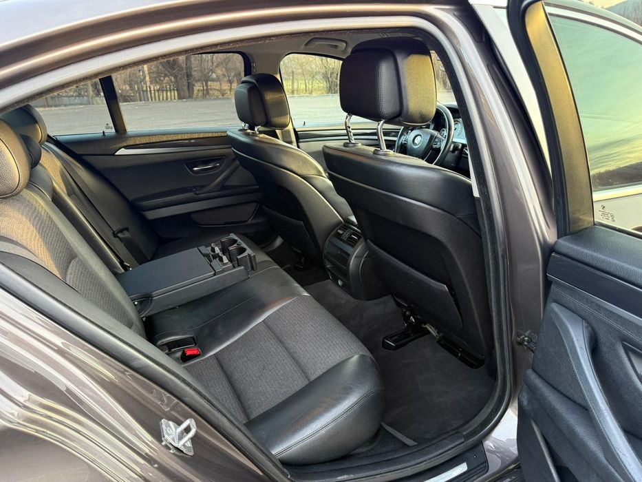 Bmw 520d F10 ~ 2013 ~ Automat ~ Moka Brown ~ 2.0 Diesel Petrosani • OLX.ro