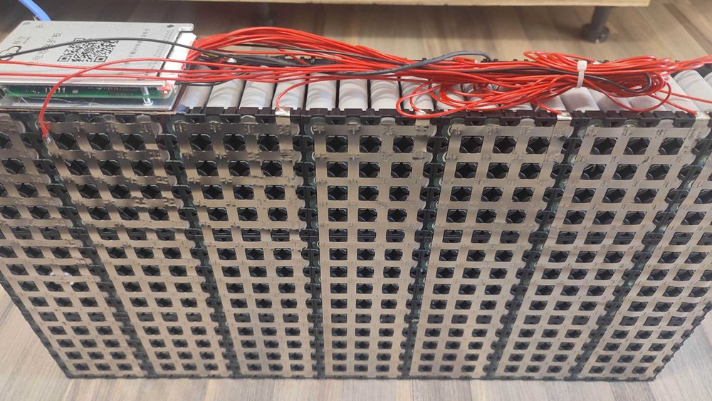 Baterie SMART pentru sistem fotovoltaic 48v litiu 4.83 kwh Brasov • OLX.ro