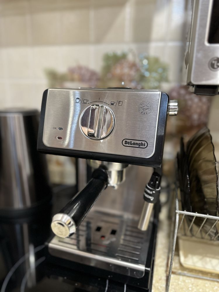 Кофеварка De Longhi: 2 000 000 сум - Кофеварки / кофемолки Ташкент на Olx