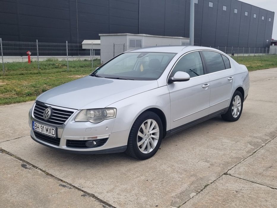 Vw passat Limuzina high line 2.0 diesel 170 cp euro 5 navi bi xenon Oradea • OLX.ro