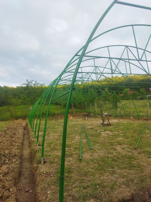 Arcade solar diferite dimensiuni. Dragoiesti • OLX.ro