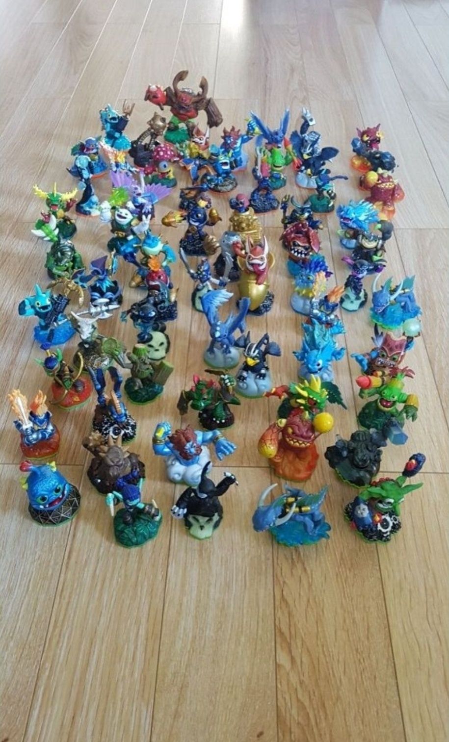 Skylanders Spyro's Adventure, Giants, Swap Force Brasov • OLX.ro Skylanders Spyro's Adventure, Giants, Swap Force Brasov • OLX.ro