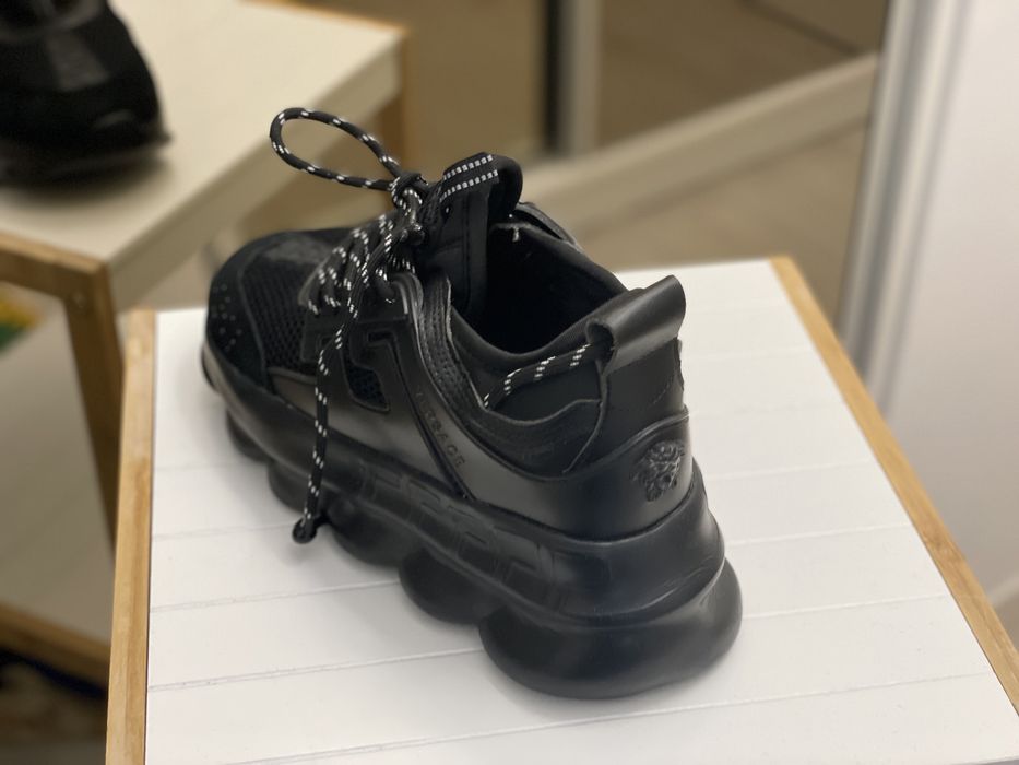Adidasi Versace Chain Reaction Black Bucuresti Sectorul 2 • OLX.ro