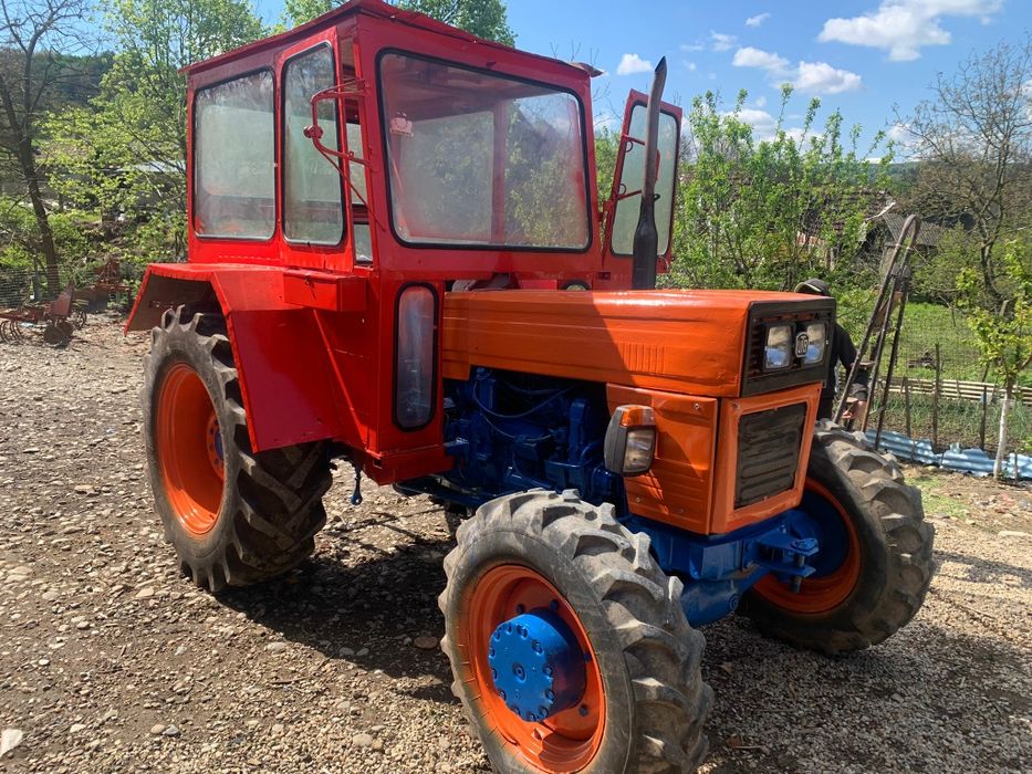 Universal 445 DTC UTB Oradea • OLX.ro