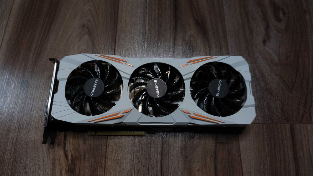 Placa video Gigabyte GTX 1080TI Gaming OC 11Gb White RECONDITIONAT ...