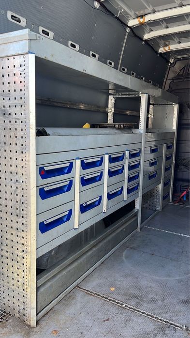 Raft /rafturi auto hala garaj atelier Roman • OLX.ro