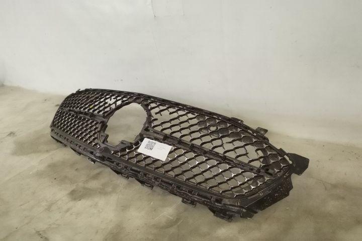 Grila Centrala Radiator Originala In Stare Buna Facelift 2023 2024 Bucuresti Sectorul 6 • OLX.ro