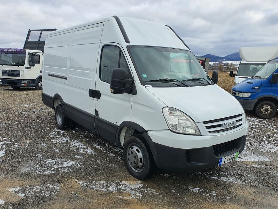 Iveco daily 40c15 pe dublu 3,5t Bretcu • OLX.ro