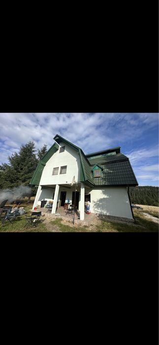 Vand cabana in muntii apuseni sat Smida . Chinteni • OLX.ro