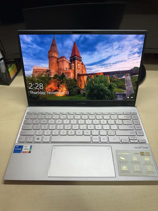 Asus zenbook ca nou Bucuresti Sectorul 4 • OLX.ro