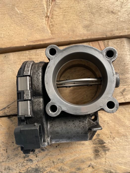 Дроселова клапа Mercedes / Chrysler CRD гр. София Център • OLX.bg