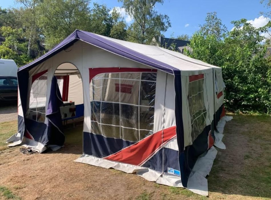 Remorca Cu Cort Jamet louisiana Horia • OLX.ro