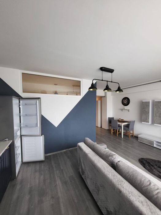 Apartament de închiriat, doua camere, Tomis Plus Palazu Mare • OLX.ro