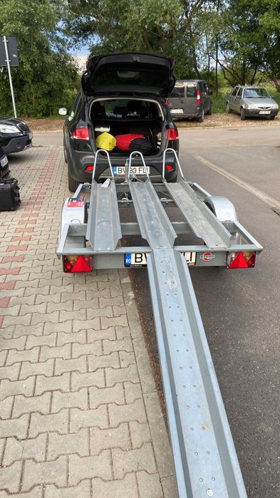 Inchiriez remorca moto cu 3 posturi pentru transport/tractare Brasov ...