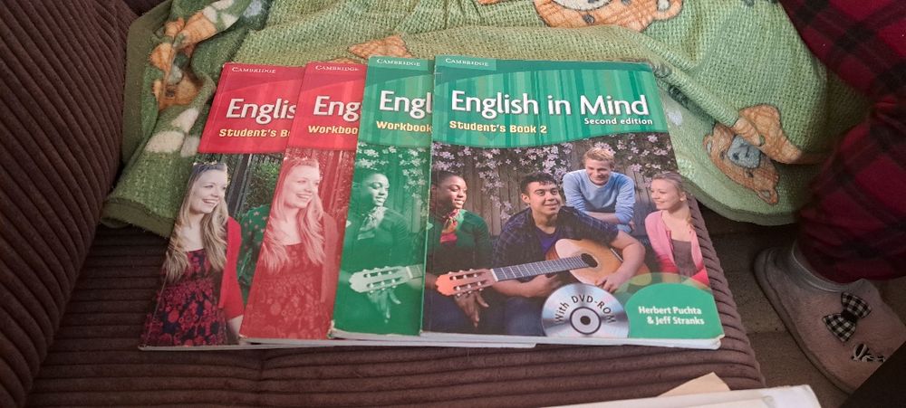 Учебници и учебни тетрадки гр София Захарна фабрика • Olx Bg