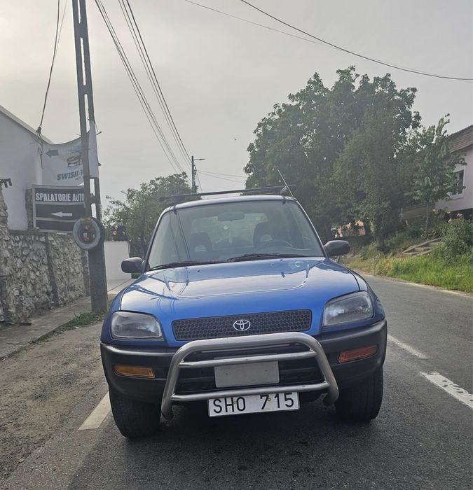 Toyota Rav 2.0 Benzina 4x4 Liubcova • OLX.ro