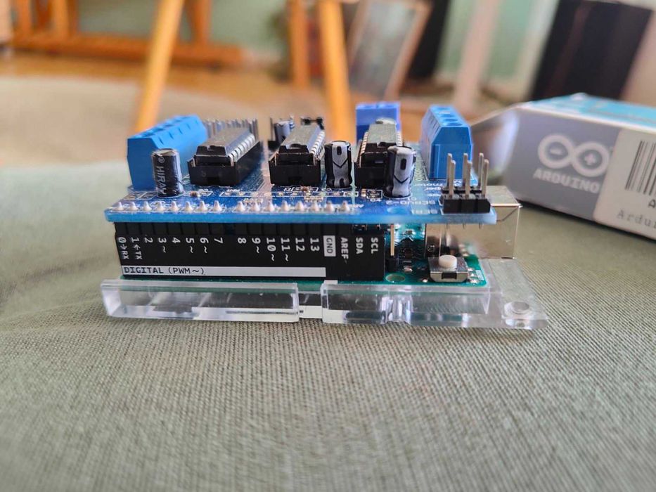 Arduino Uno R3 + L293D Motor Driver Shield гр. София Оборище • OLX.bg