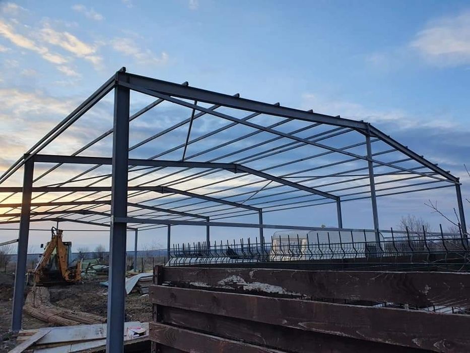 Hale metalice din panouri sandwich Sibiu • OLX.ro