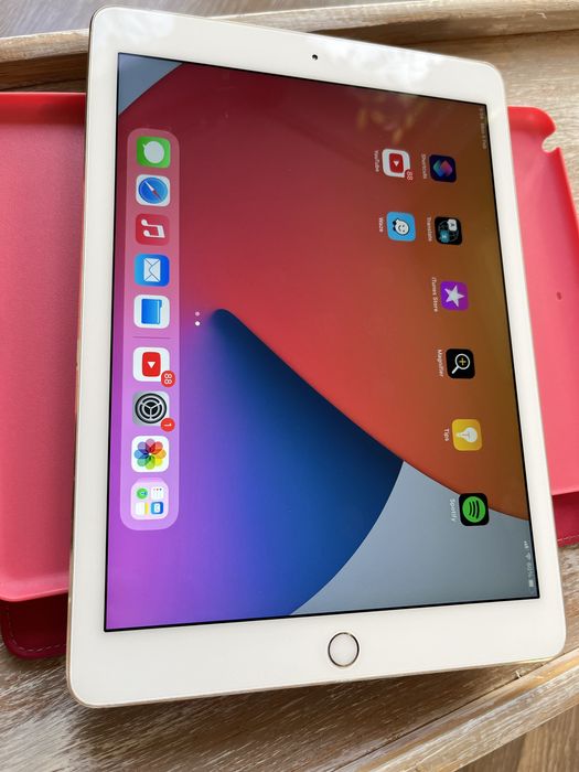 Ipad Air 2 A1567 sim с. Балей • OLX.bg