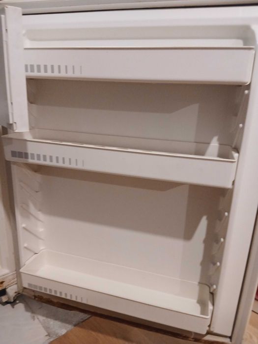 Подарявам хладилник гр. София Център • OLX.bg