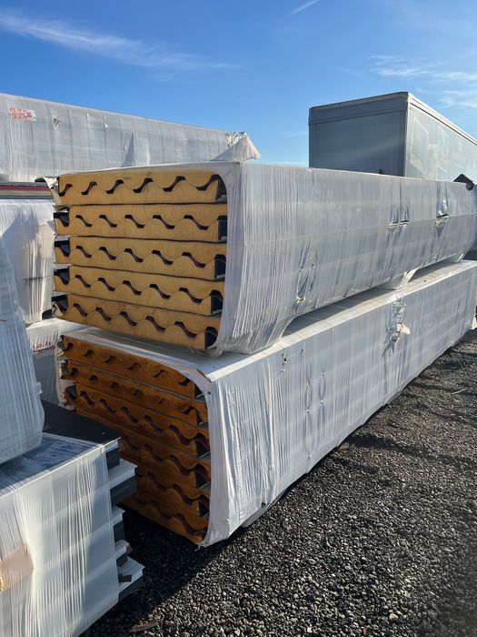 Panouri Sandwich Perete Acoperiș Calitatea 1 Calitatea 2 Spuma / Vata Timisoara • OLX.ro