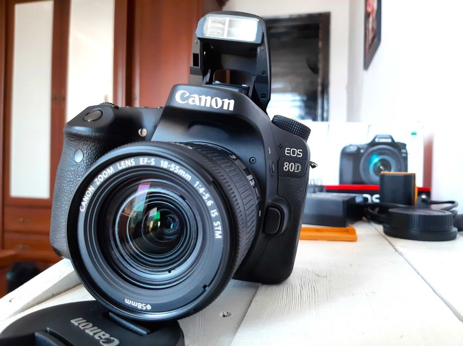 DSLR фотоапарат Canon EOS 80D без обектив гр. София Зона Б-19 • OLX.bg