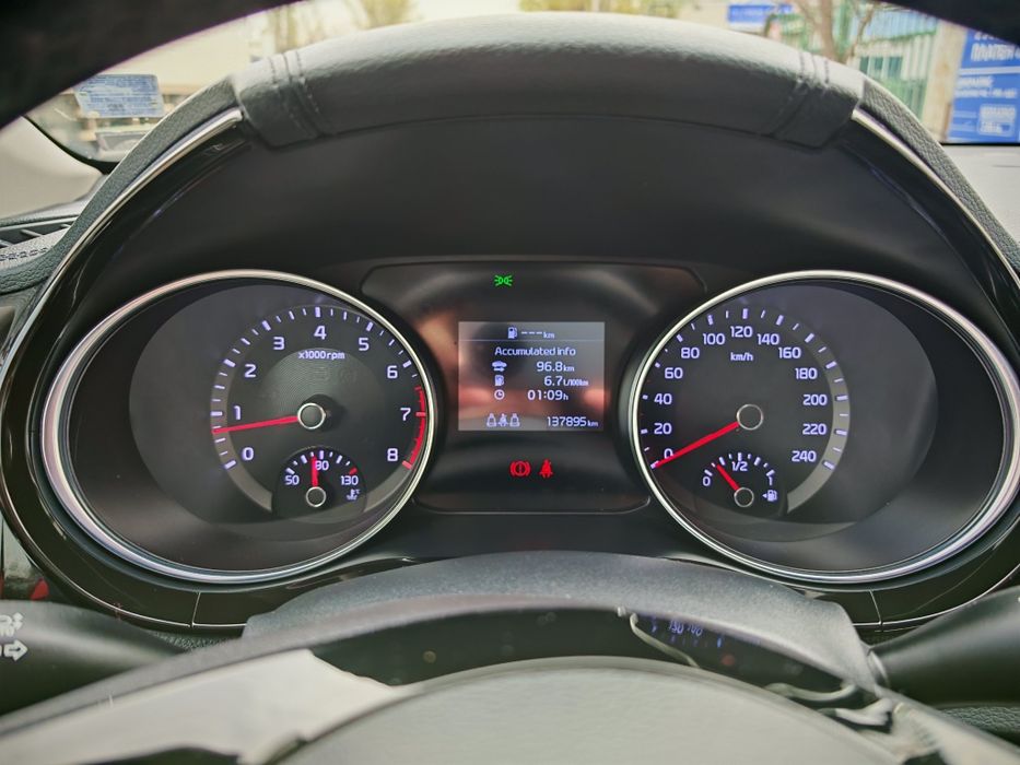 Кия Сиид 1.4/99к.LPG/FULL LED, KAMERA гр. Велико Търново Бузлуджа • OLX.bg