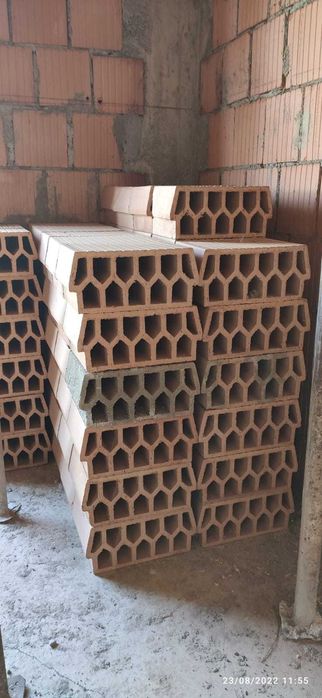 Caramida Planseu Porotherm 45 Brasov • OLX.ro