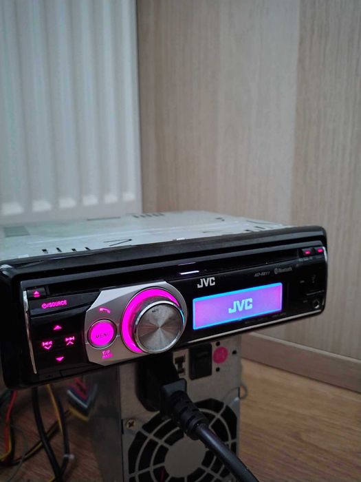 Radio CD Player auto JVC KD-R811 (USB, AUX, BT, RGB) model deosebit Cluj-Napoca • OLX.ro