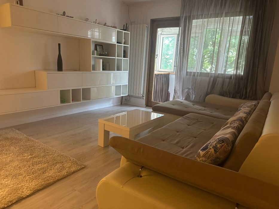 Închiriez ap 2 camere sos Arcu 15 Alexandru cel Bun • OLX.ro