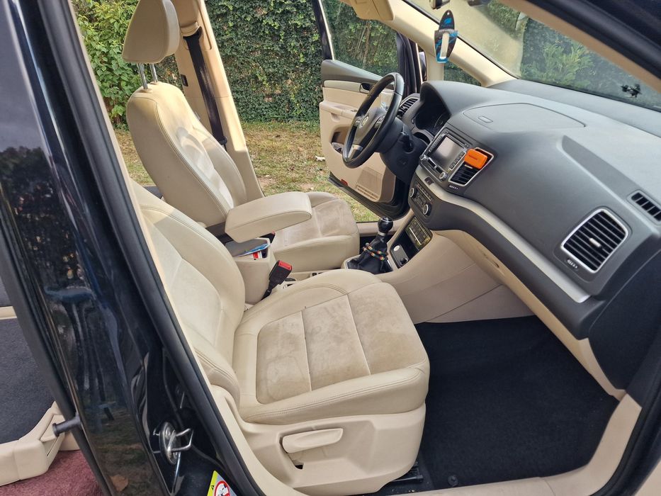 Volkswagen sharan 2.0 cu 7 locuri cu webasto Costesti • OLX.ro
