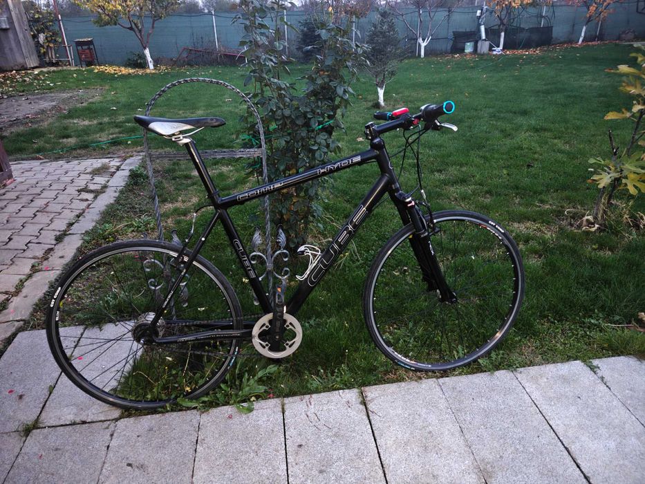 Bicicleta cu roti de cursiera de oras CUBE Magurele • OLX.ro