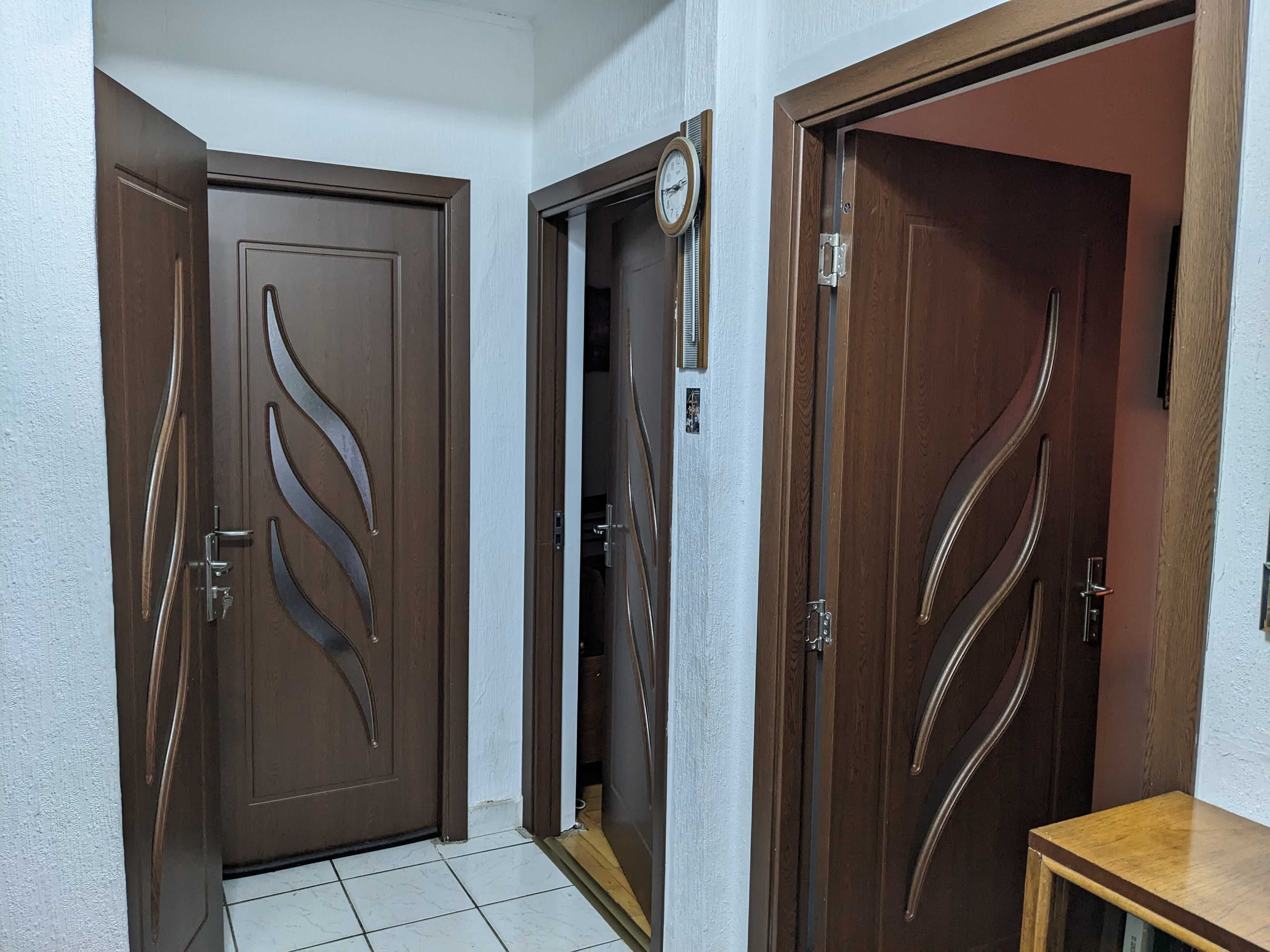Vand apartament cu 2 camere decomandate, Resita • OLX.ro Vand apartament cu 2 camere decomandate, Resita • OLX.ro