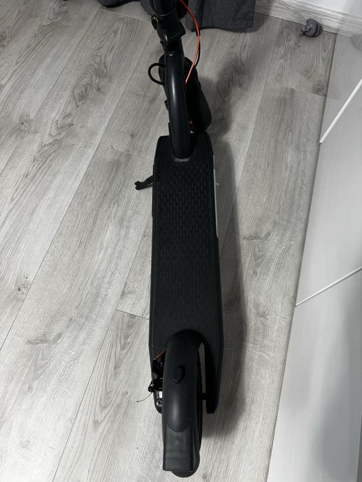 Trotineta electrica Navee N40 Catelu • OLX.ro