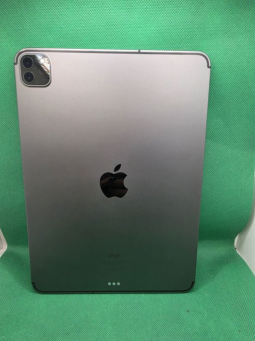 Ipad Pro 11 Gen 2 256GB•Bateria 94%•Fisurat •Amanet Lazar Crangasi •53 ...