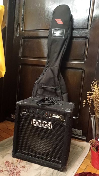 Chitară bass Maxine 5 corzi (husă inclusă) + pedală efect și amp ...