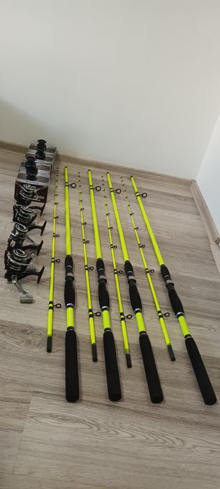 SET 4 Lansete Feeder 2.4m ROBINHAN Bolentino + 4 Mulinete X4000 Giurgiu ...