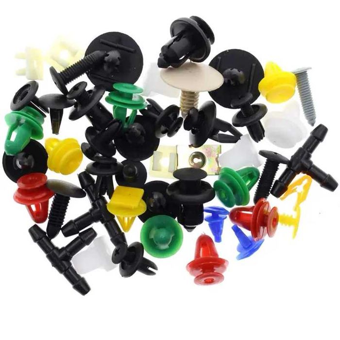 Set 500 cleme clipsuri fixare prindere auto plastic metalice universal ...