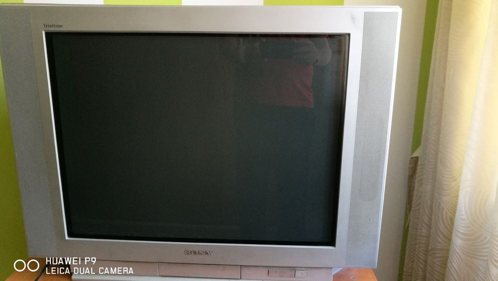 Vind TV Sony Trinitron Popesti-Leordeni • OLX.ro