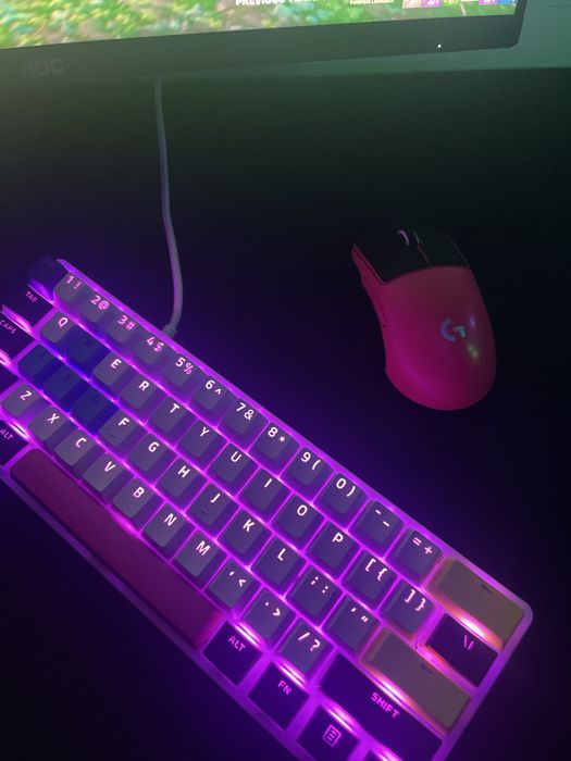 Razer hunstman mini+logitech g pro x superlight гр. Бургас Изгрев • OLX.bg