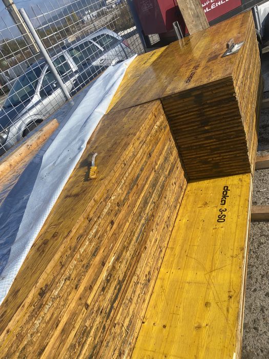 Inchiriez panouri doka , popi metalici ,schela ,tubulatura moloz,lift ...