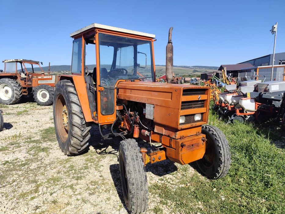 Tractor renault 751 Maierus • OLX.ro