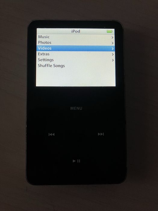 IPod 5th Generation 30GB A1136 гр. Монтана Идеален център • OLX.bg