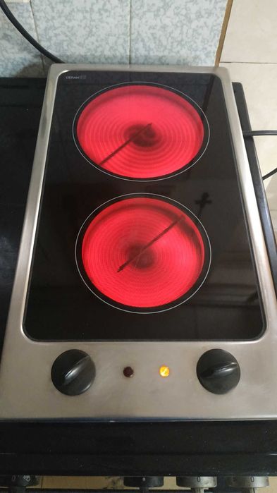 Керамичен плот котлони за вграждане Bompani Italy гр. Поморие • OLX.bg